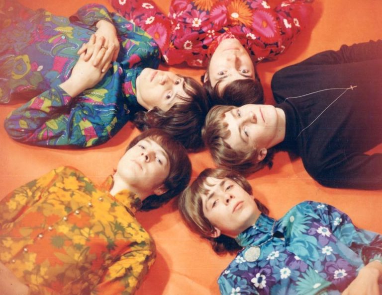 (Alone) In My Room by Willie and the Walkers - 1968 Hit Song ...